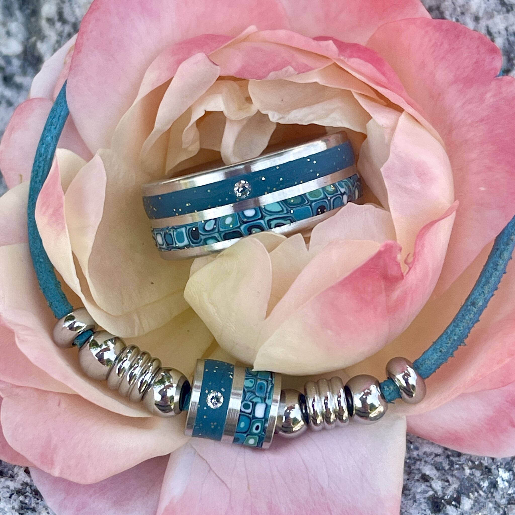 Edelstahl Element - Hybris das Original